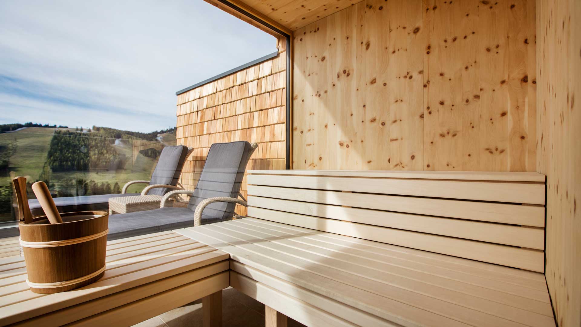 Anfragen & Informationen erhalten | Almwellness Hotel Pierer