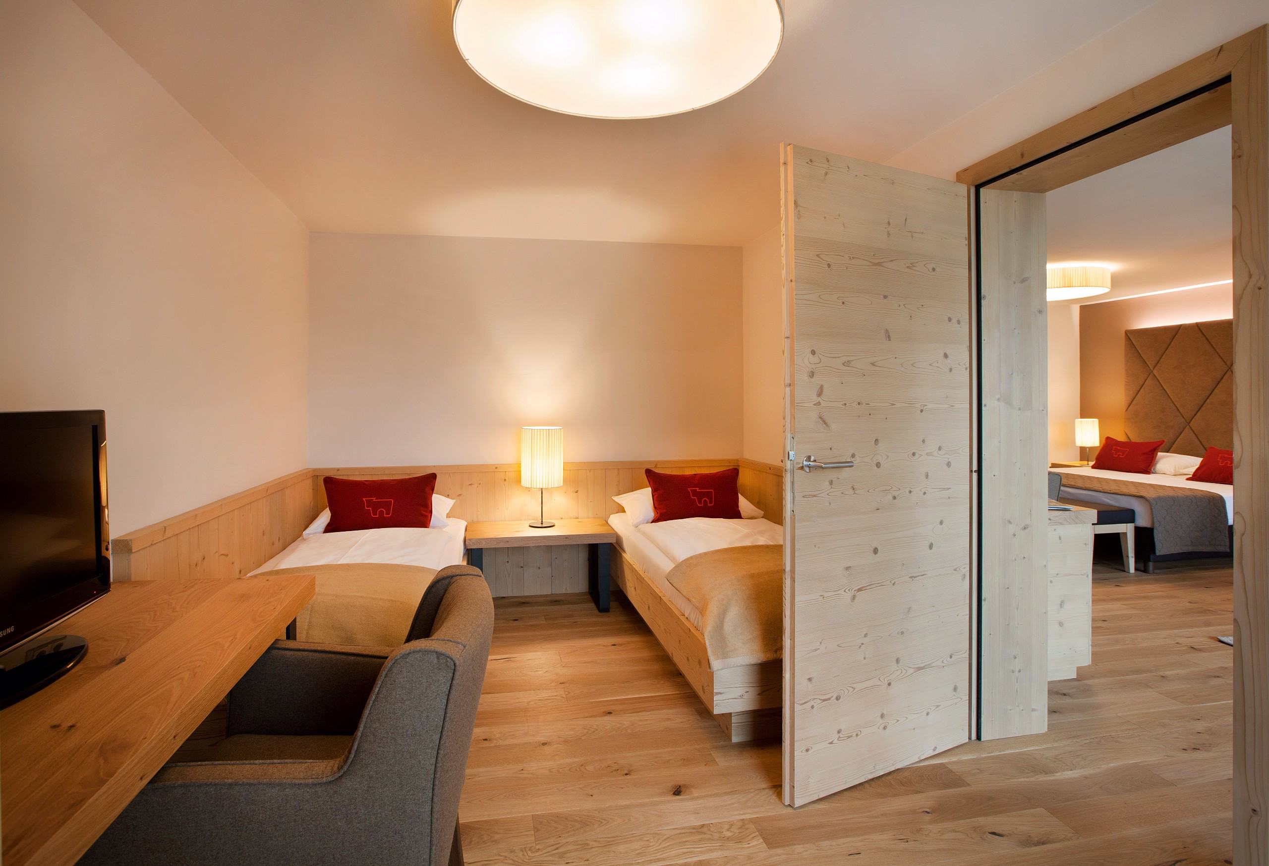 Anfragen & Informationen erhalten | Almwellness Hotel Pierer
