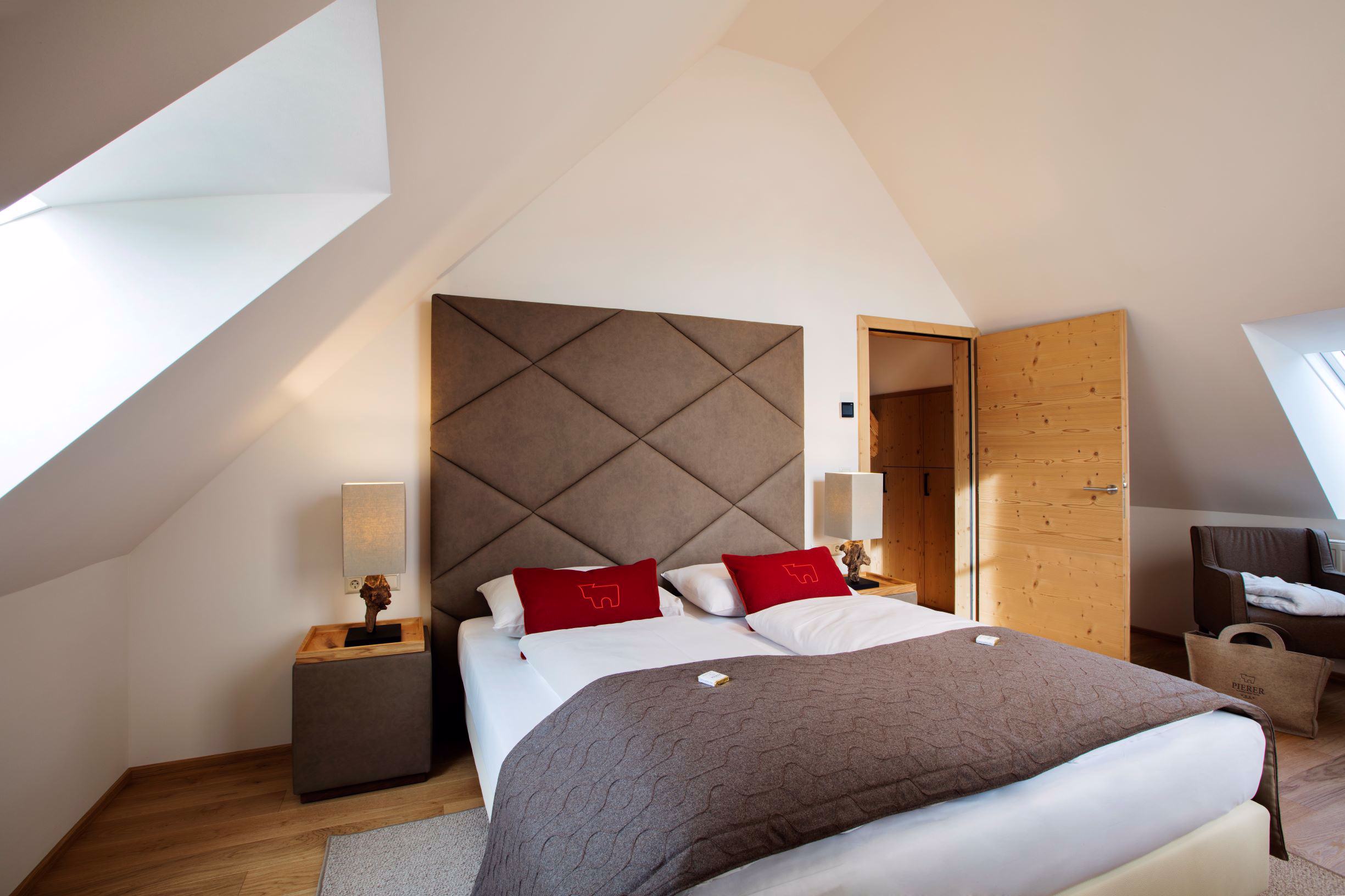 Anfragen & Informationen erhalten | Almwellness Hotel Pierer